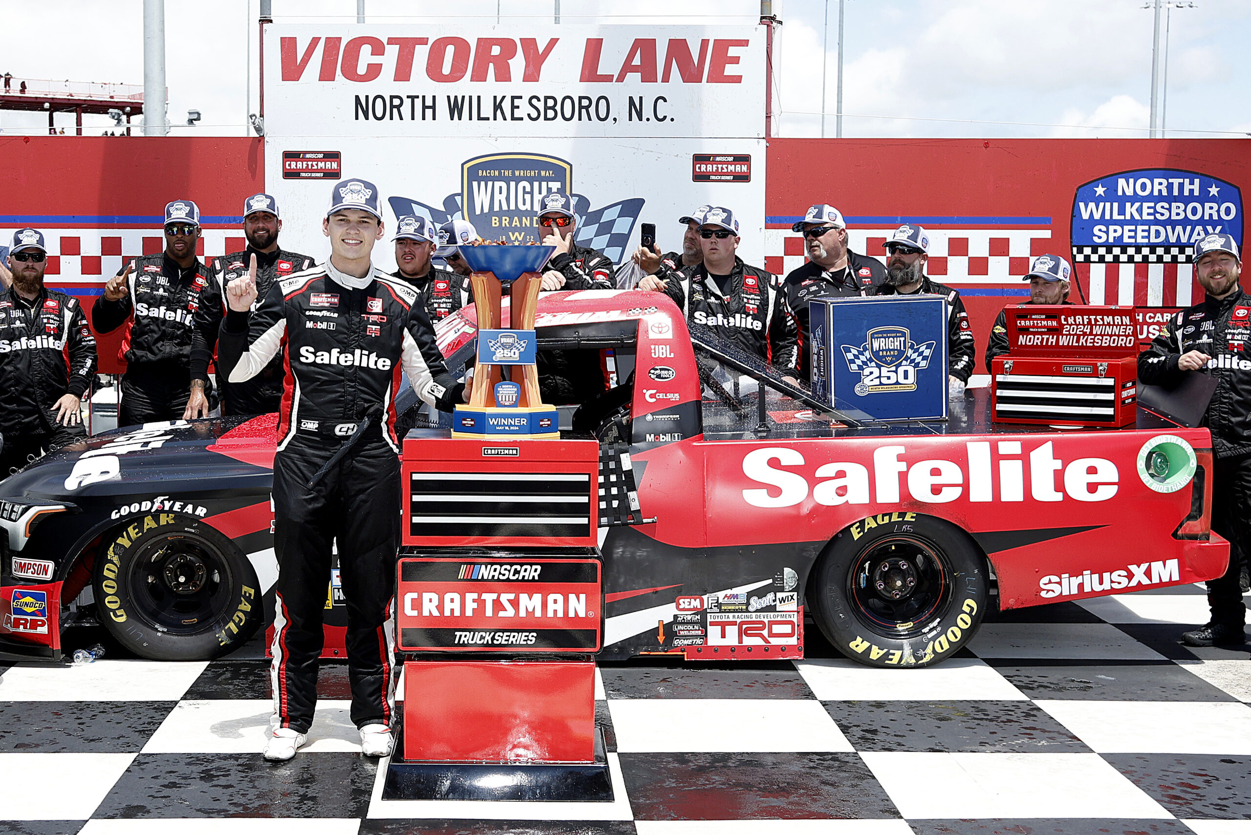 Corey Heim has a Dominant NASCAR Truck Series Victory at North ...