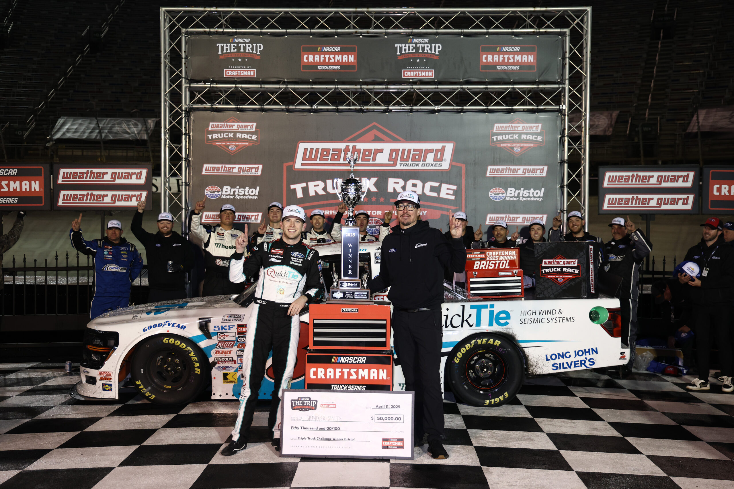 Chandler Smith Outduels Kyle Larson for a NASCAR Truck Series Victory ...